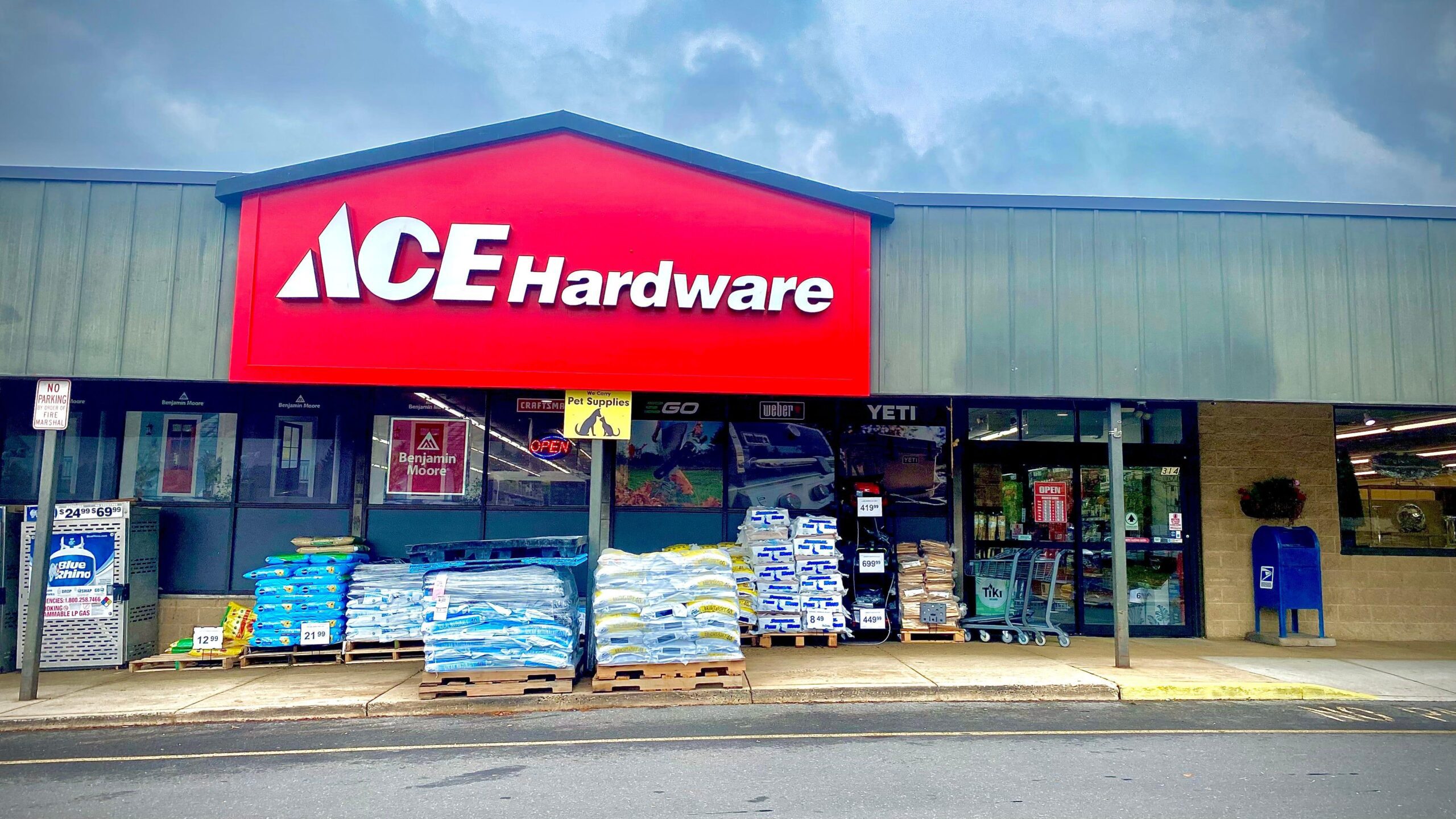 Ace Hardware | CSHBCK